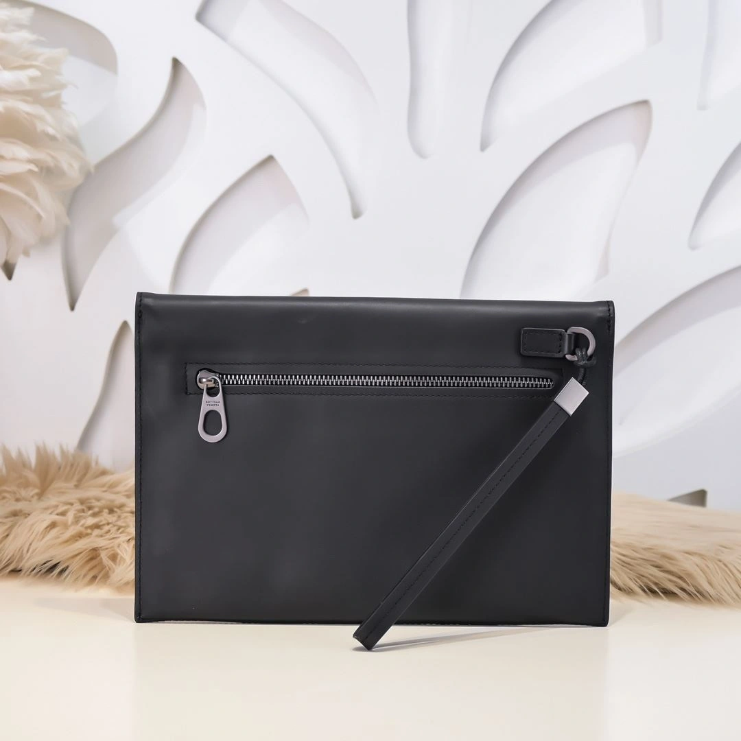 Authentic Mens Bottega Veneta Clutch Bags
