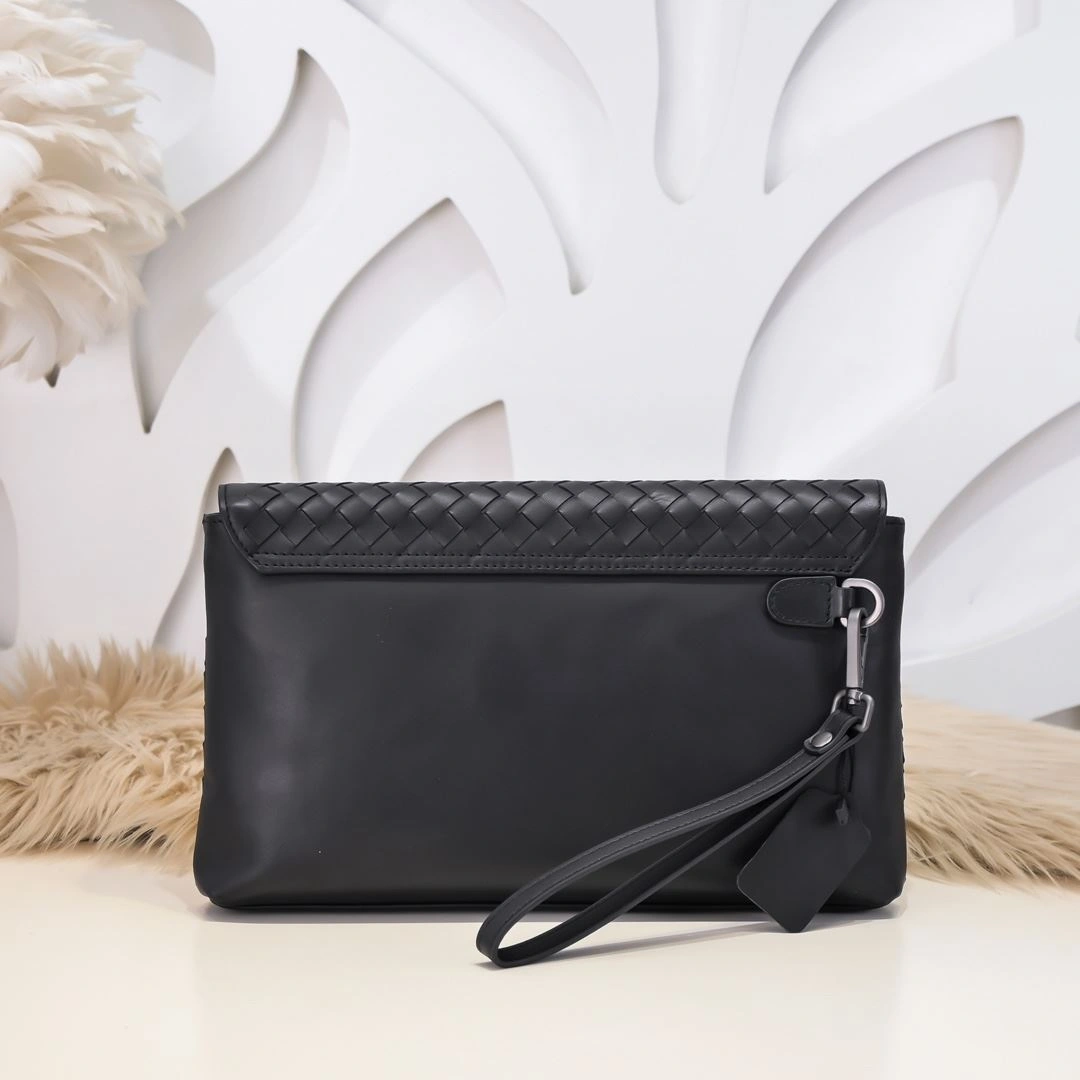 Bargain Mens Bottega Veneta Clutch Bags