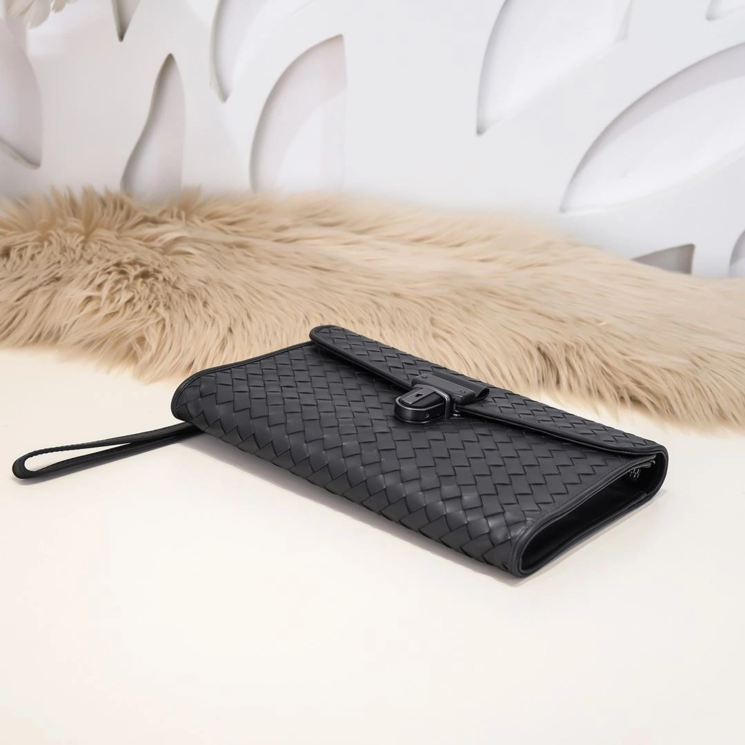 Genuine Mens Bottega Veneta Clutch Bags