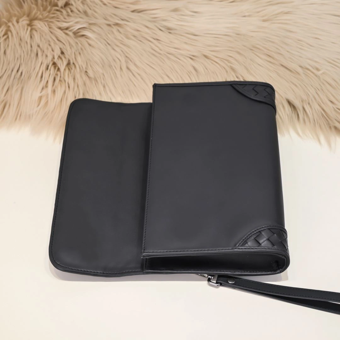 Factory-made Mens Bottega Veneta Clutch Bags