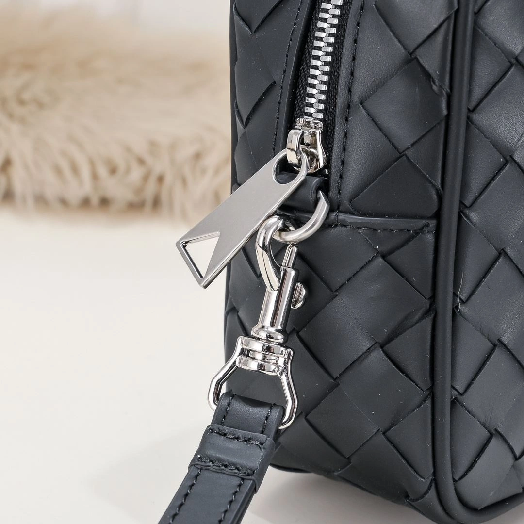Affordable Mens Bottega Veneta Clutch Bags