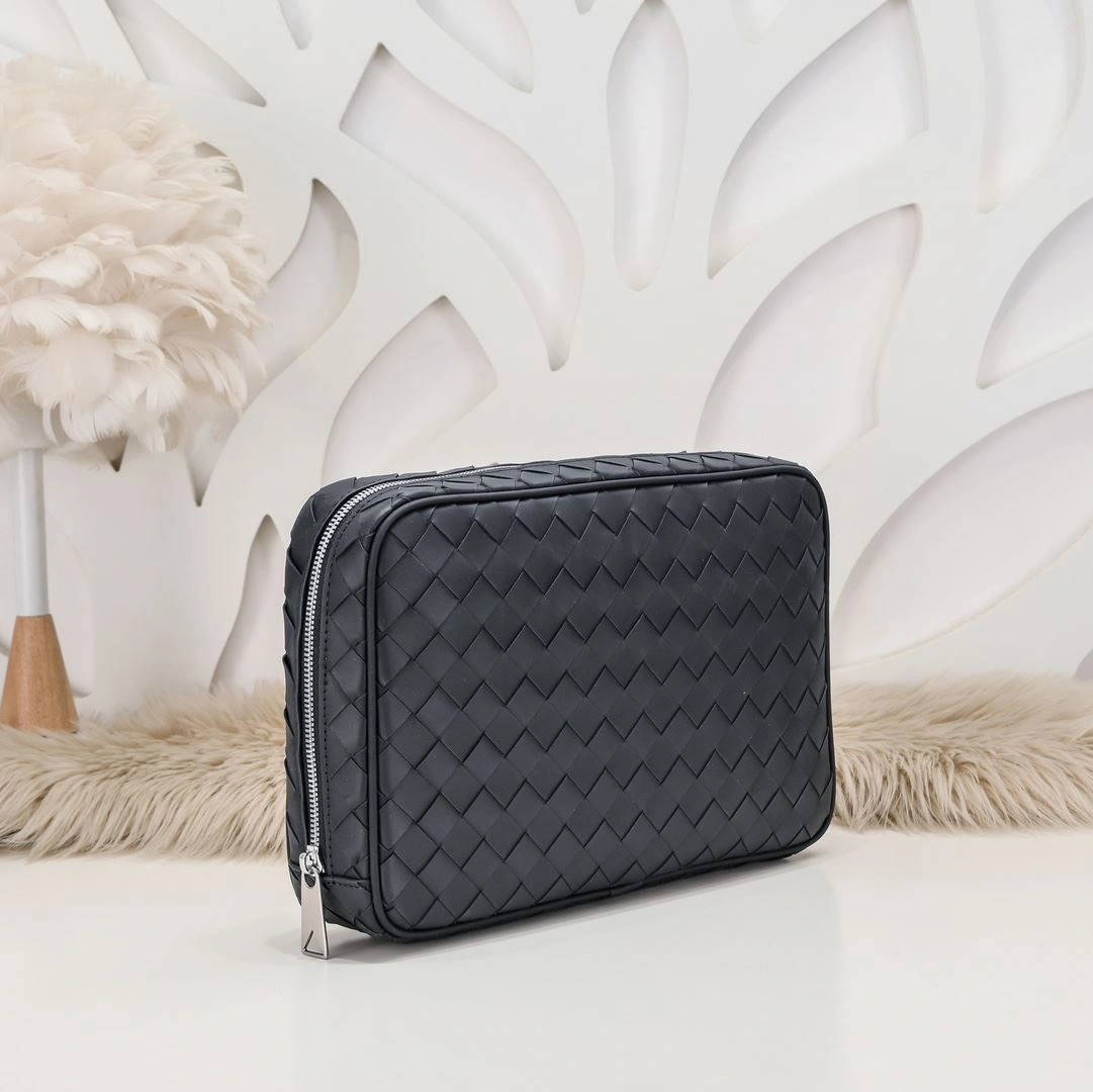 High accuracy Mens Bottega Veneta Clutch Bags