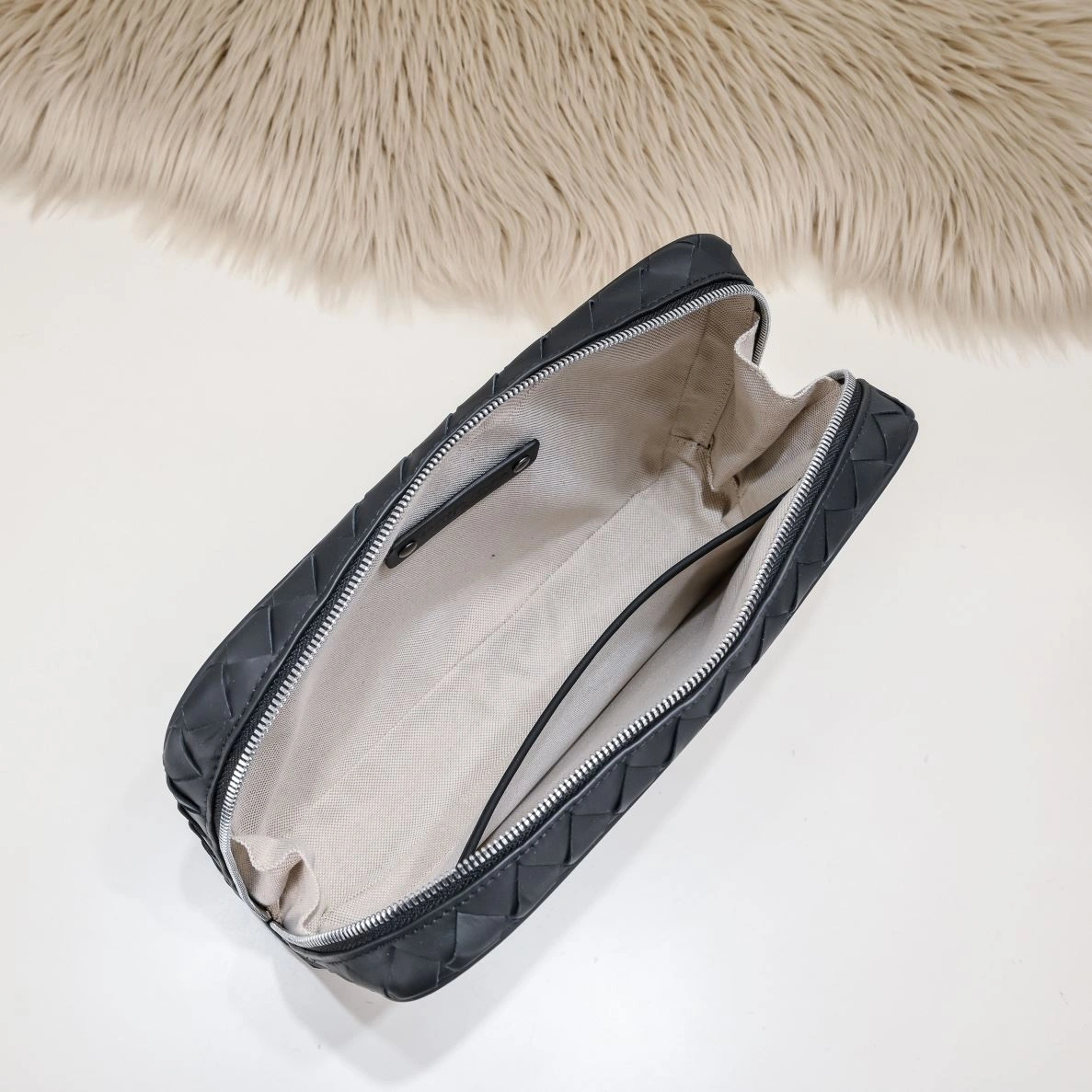 High accuracy Mens Bottega Veneta Clutch Bags