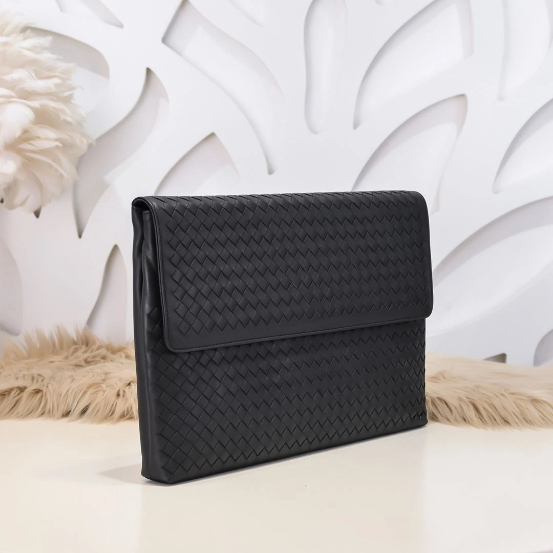 Perfect replica Mens Bottega Veneta Clutch Bags