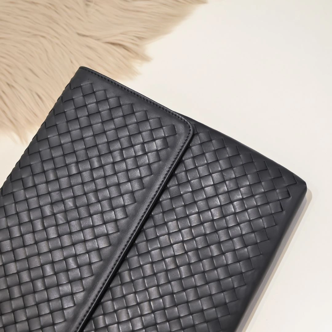 Perfect replica Mens Bottega Veneta Clutch Bags