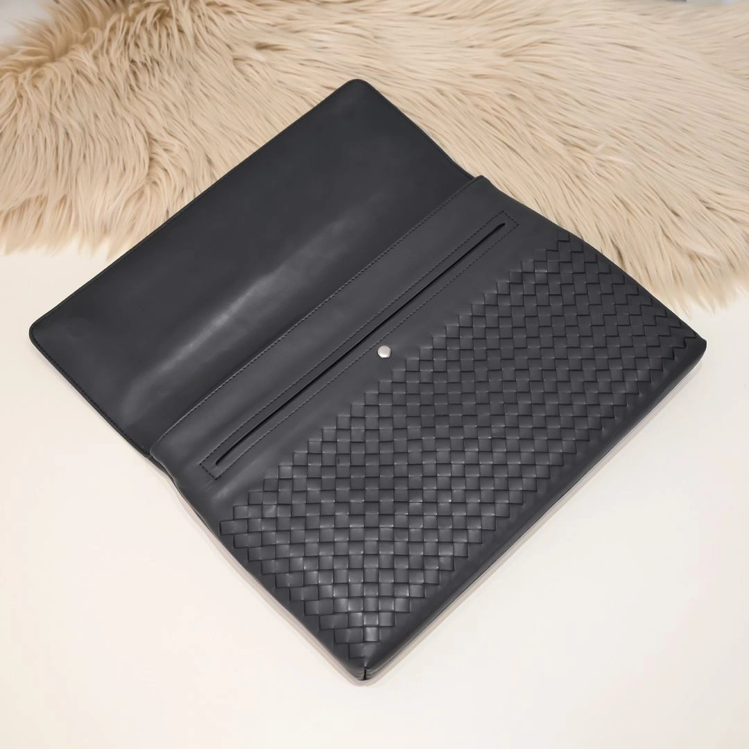 Perfect replica Mens Bottega Veneta Clutch Bags