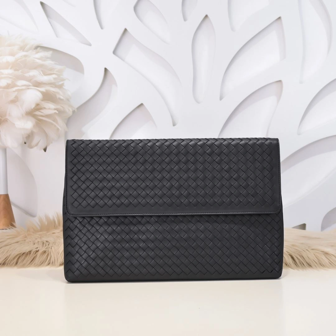 Mens Bottega Veneta Clutch Bags