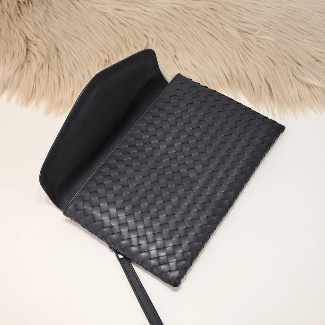 Perfect replica Mens Bottega Veneta Clutch Bags