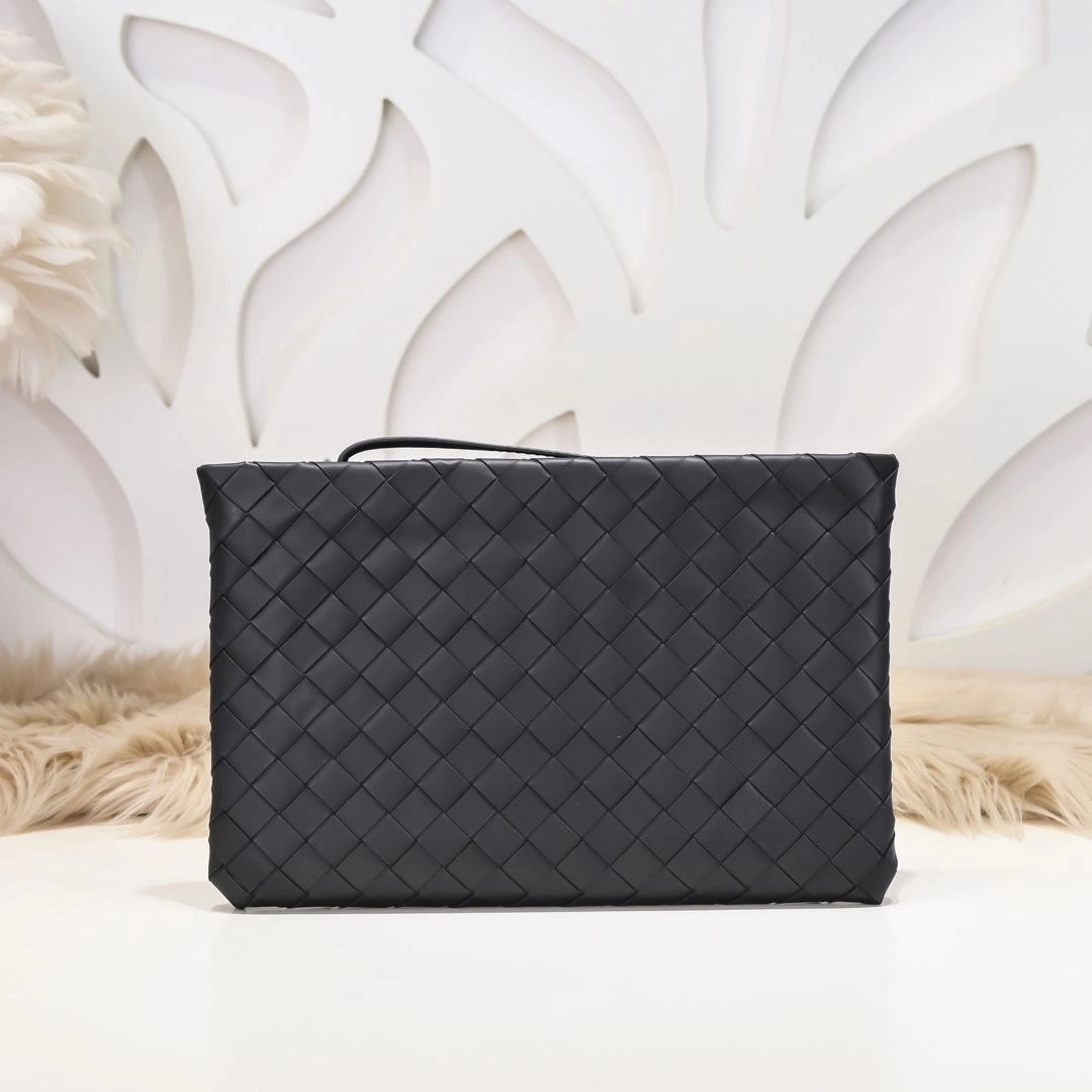 1:1 copy Mens Bottega Veneta Clutch Bags