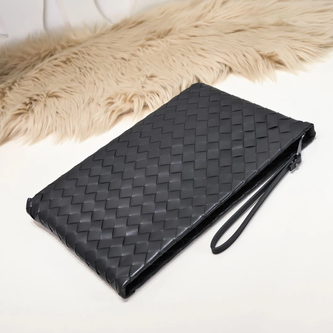 1:1 copy Mens Bottega Veneta Clutch Bags