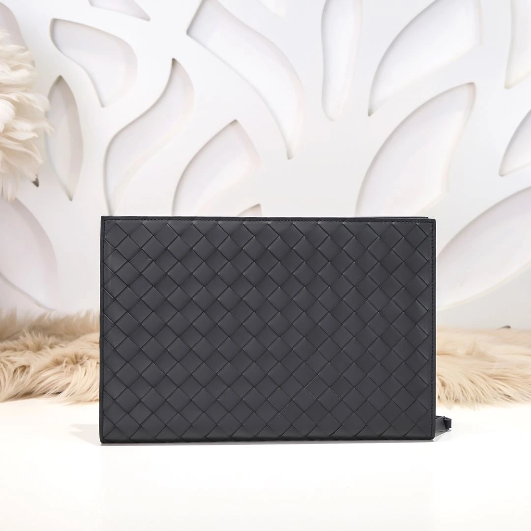 1:1 copy Mens Bottega Veneta Clutch Bags