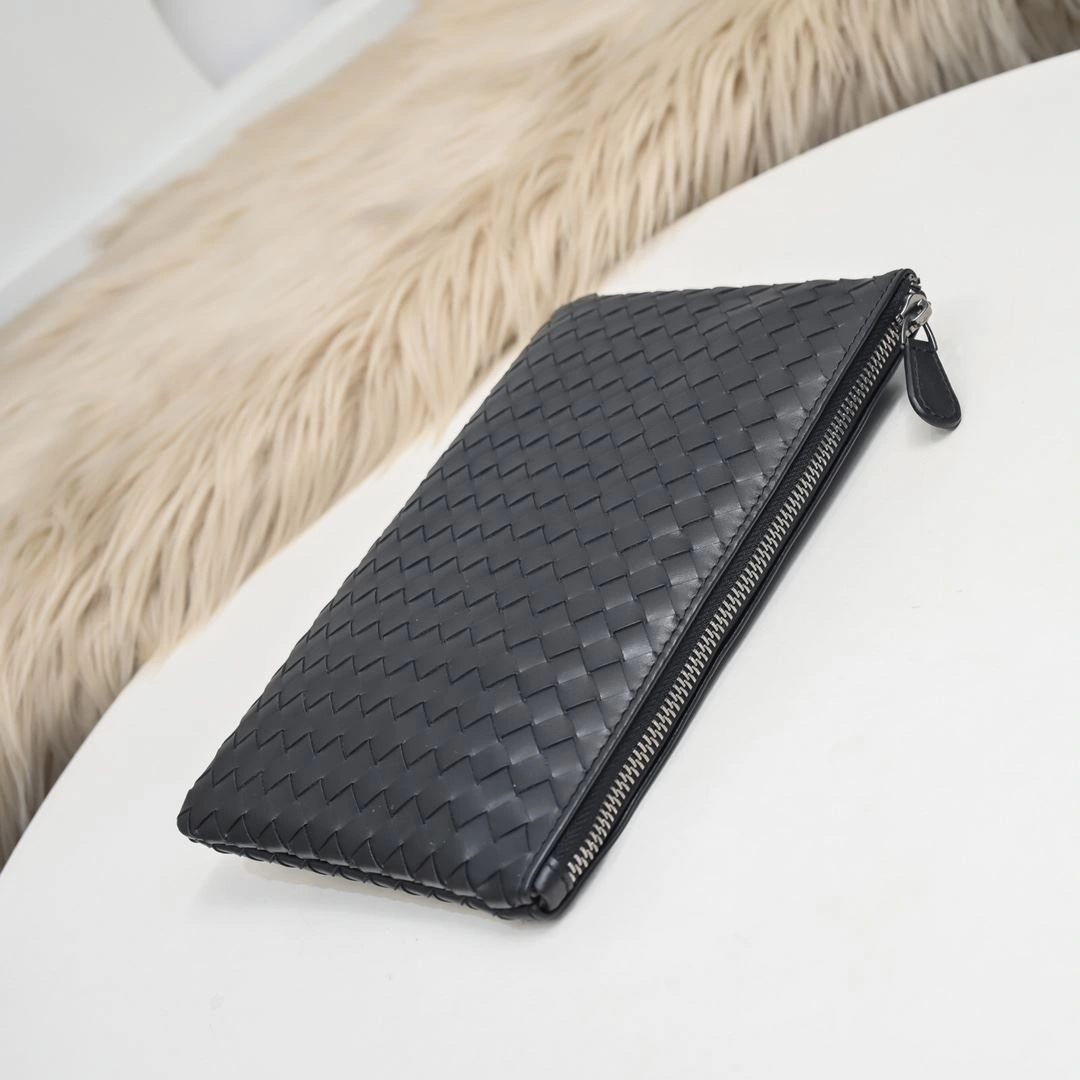 OEM Mens Bottega Veneta Clutch Bags