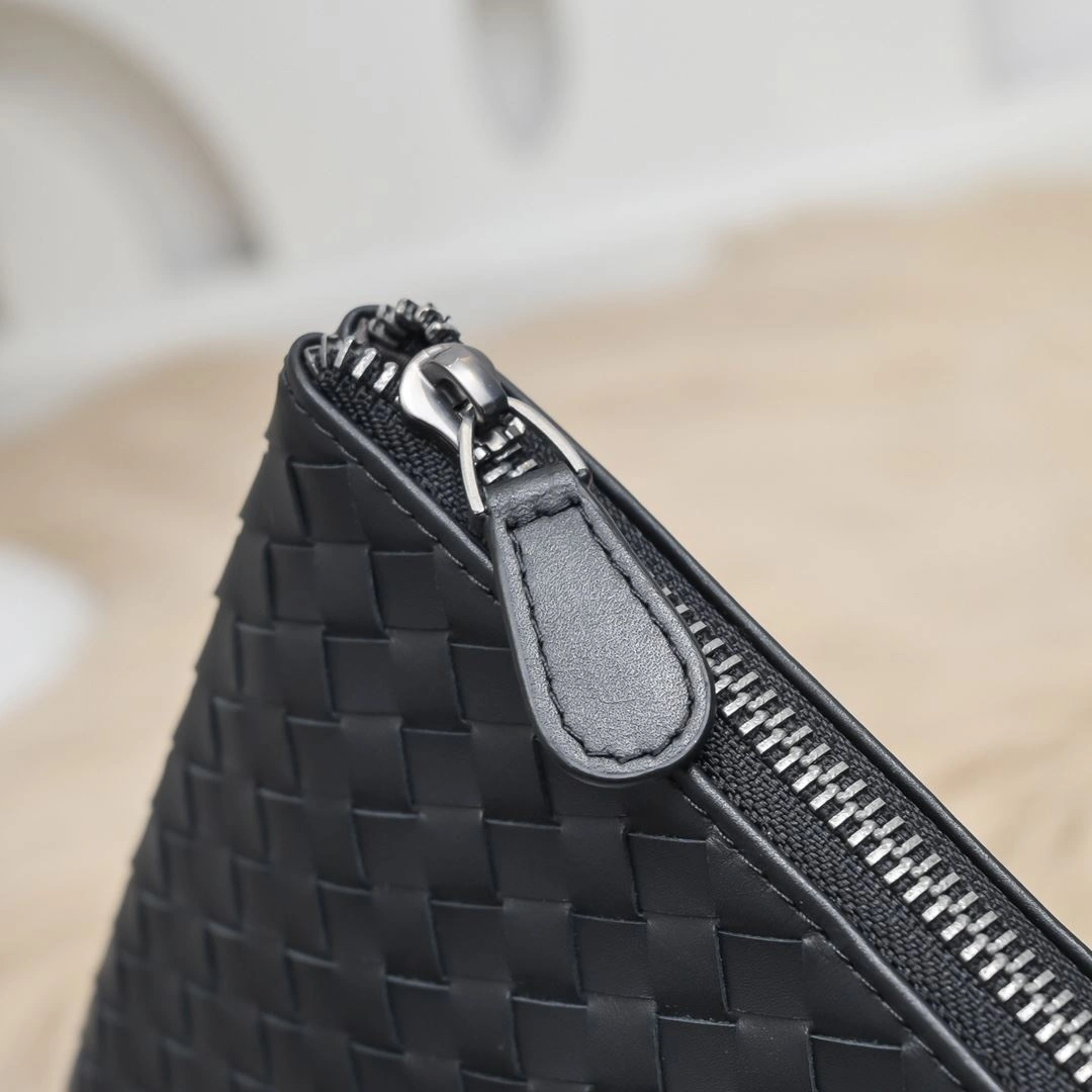 Real Mens Bottega Veneta Clutch Bags