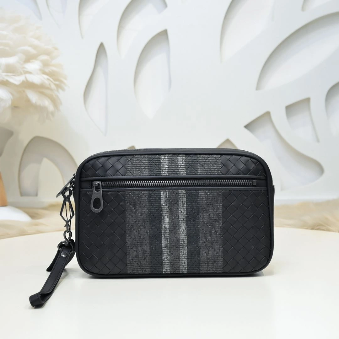 Mens Bottega Veneta Clutch Bags