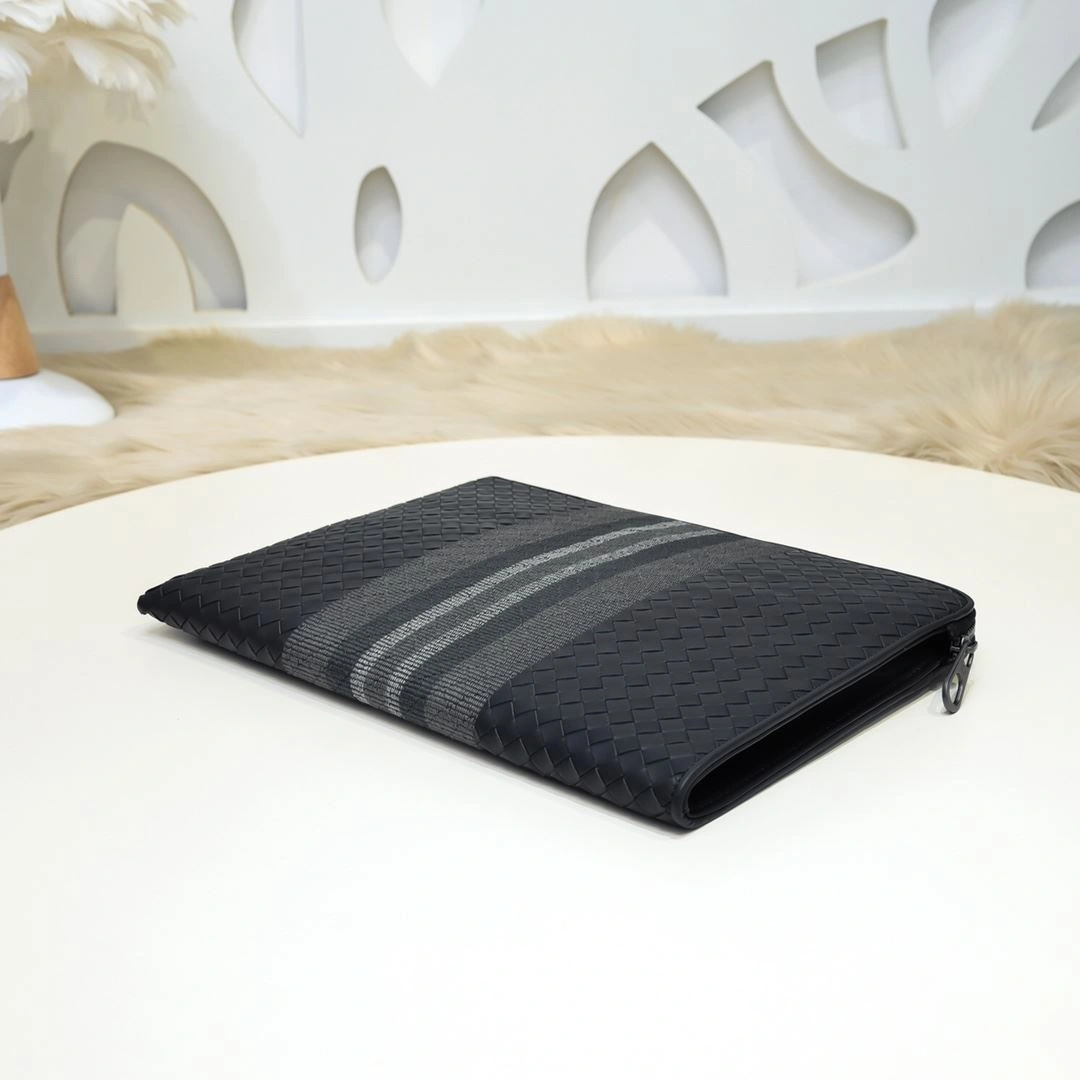 Affordable Mens Bottega Veneta Clutch Bags