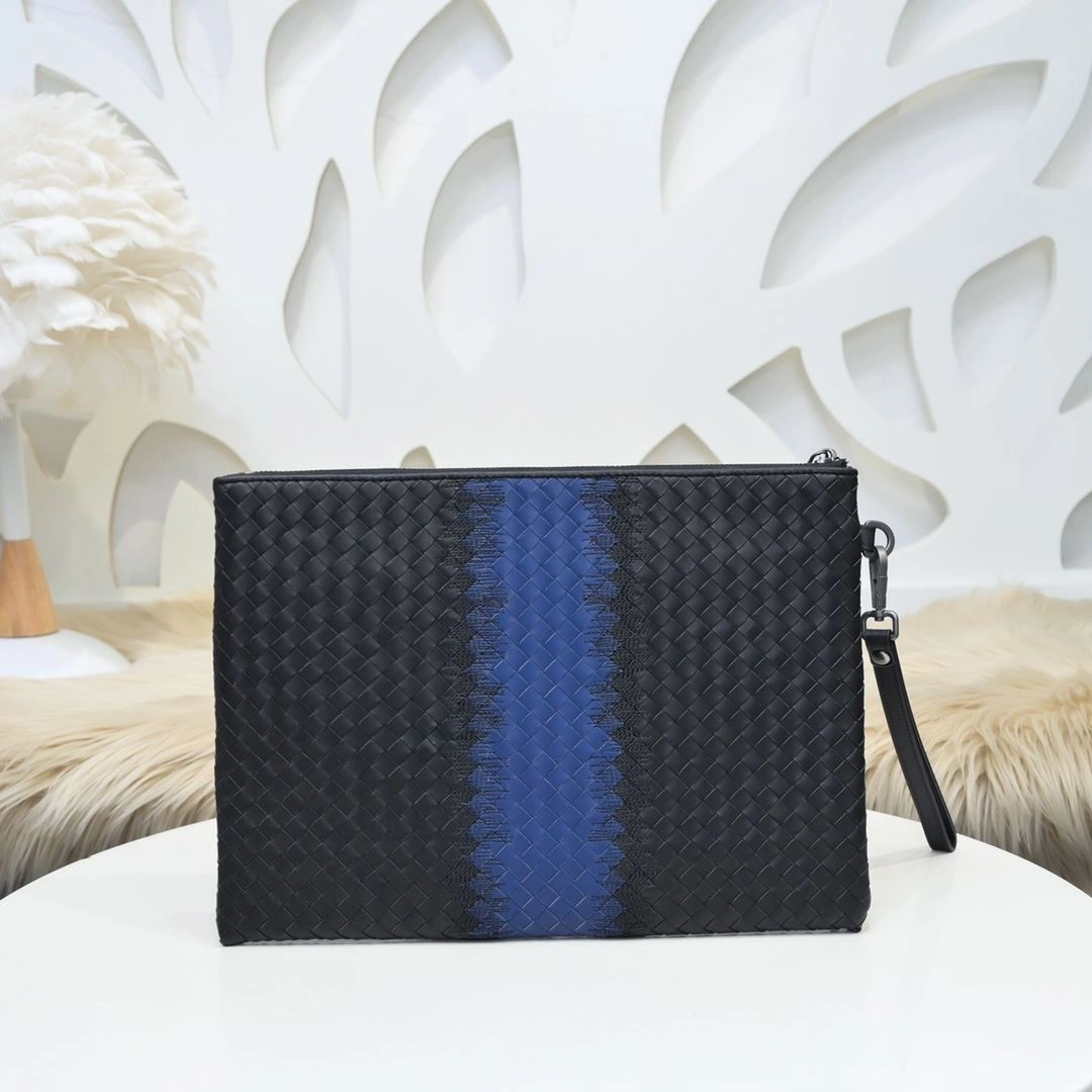 Inexpensive Mens Bottega Veneta Clutch Bags