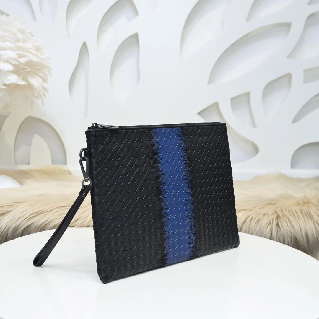 Inexpensive Mens Bottega Veneta Clutch Bags