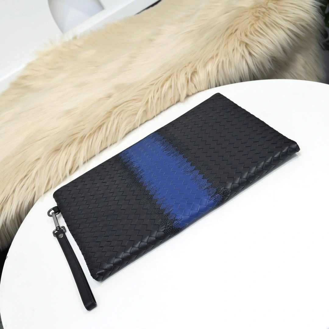 Inexpensive Mens Bottega Veneta Clutch Bags