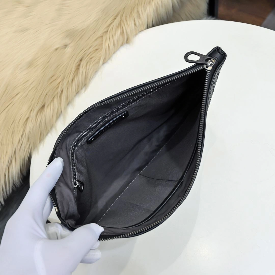 Perfect replica Mens Bottega Veneta Clutch Bags