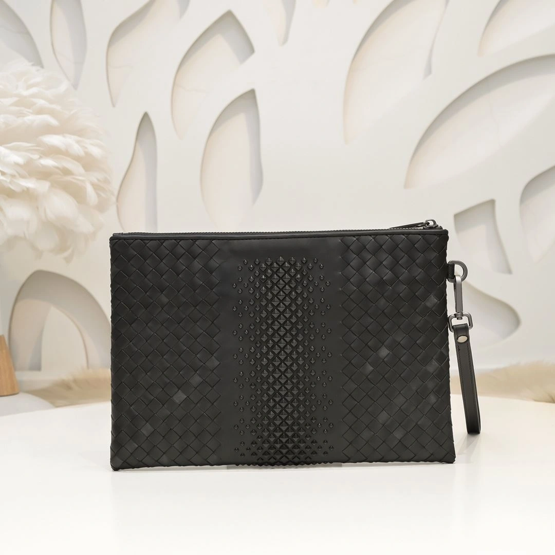 Top mirror Mens Bottega Veneta Clutch Bags