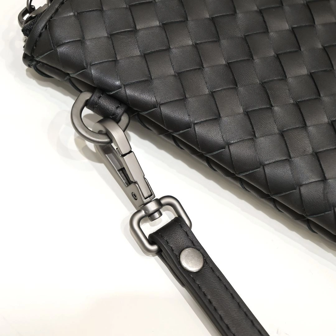 Top mirror Mens Bottega Veneta Clutch Bags