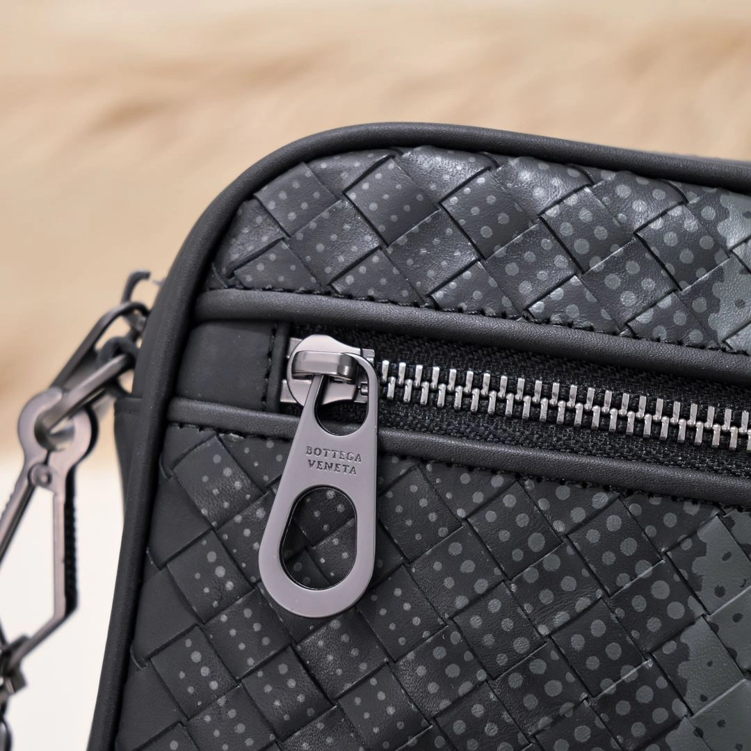 Factory-made Mens Bottega Veneta Clutch Bags