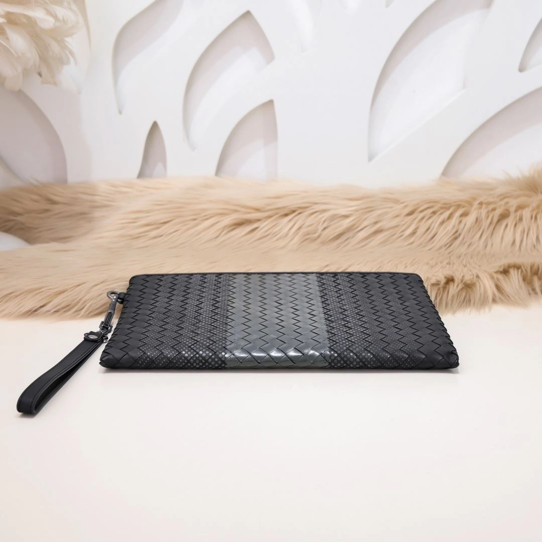1:1 copy Mens Bottega Veneta Clutch Bags