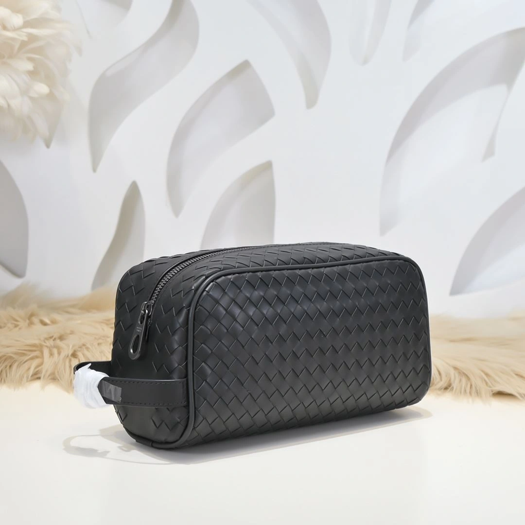 Genuine Mens Bottega Veneta Clutch Bags