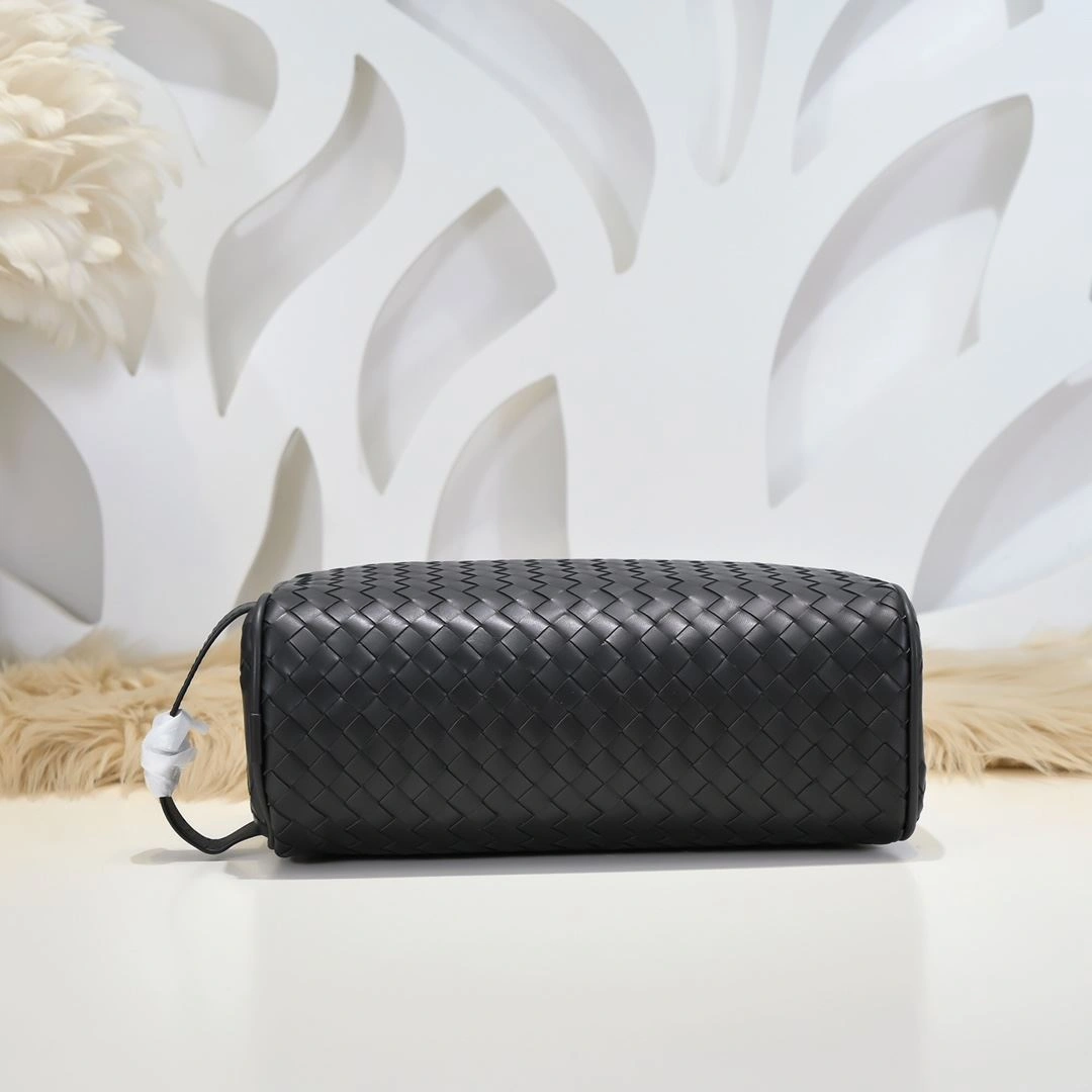 Genuine Mens Bottega Veneta Clutch Bags