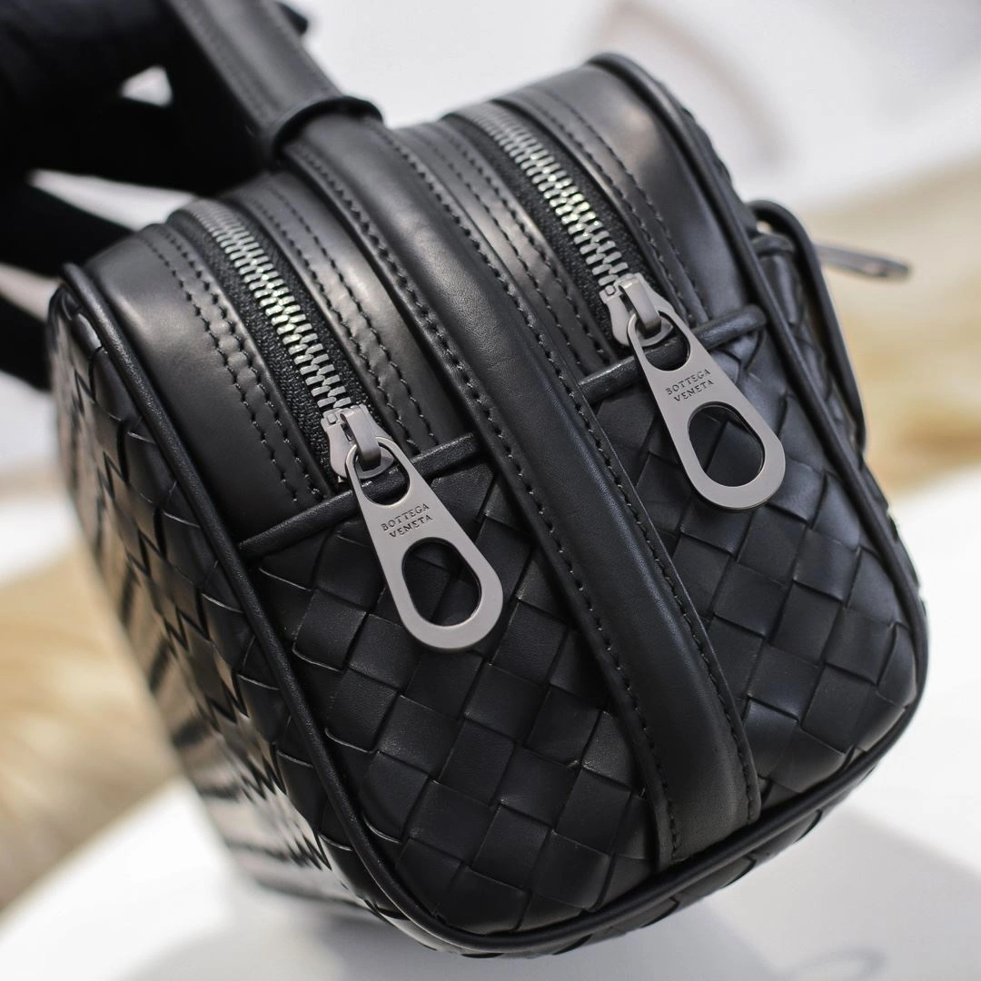 Cut-rate Mens Bottega Veneta Clutch Bags