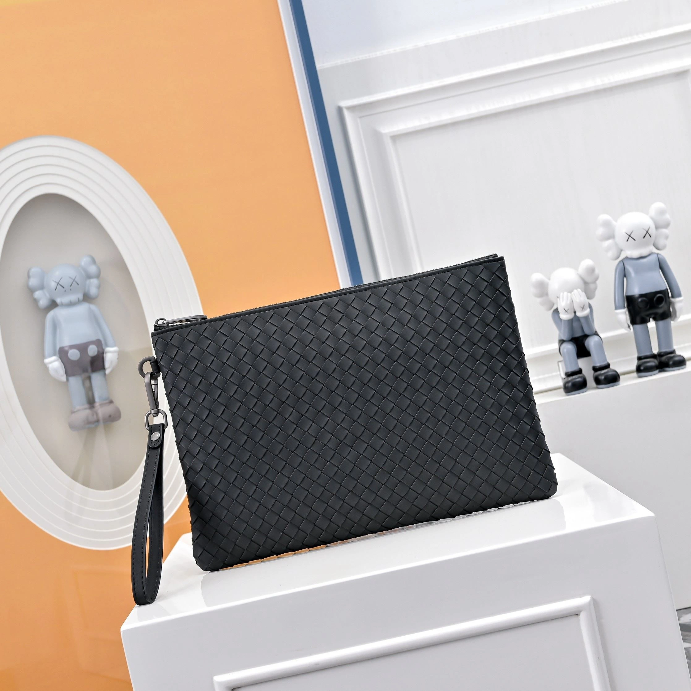 Bargain Mens Bottega Veneta Clutch Bags