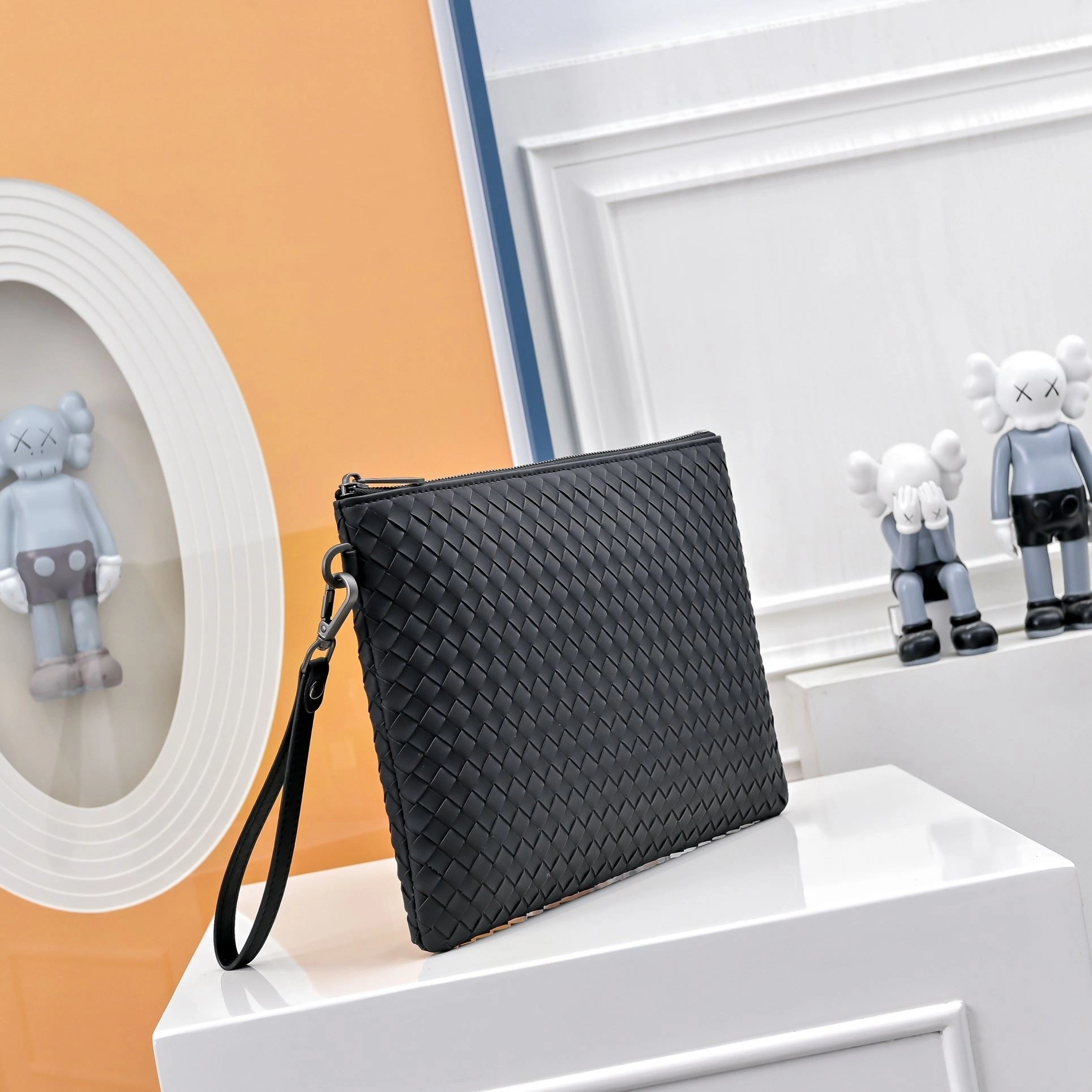 Bargain Mens Bottega Veneta Clutch Bags