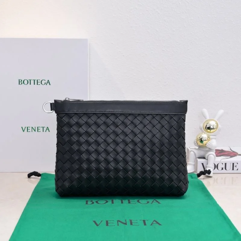 Mens Bottega Veneta Clutch Bags