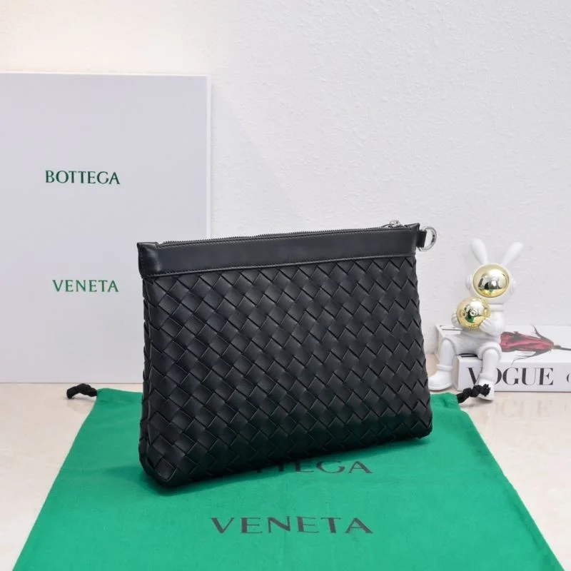 Real Mens Bottega Veneta Clutch Bags