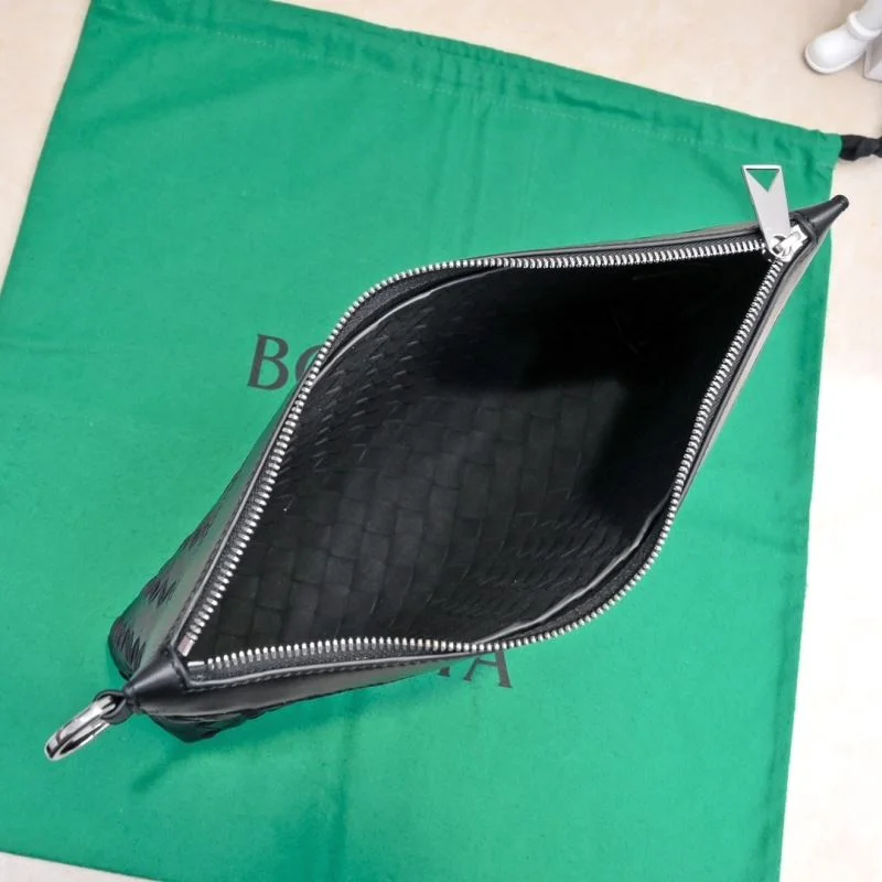 Real Mens Bottega Veneta Clutch Bags