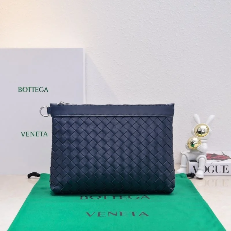 Mens Bottega Veneta Clutch Bags
