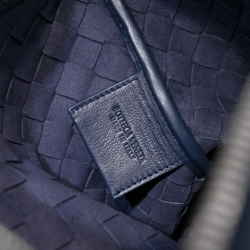Bargain Mens Bottega Veneta Clutch Bags