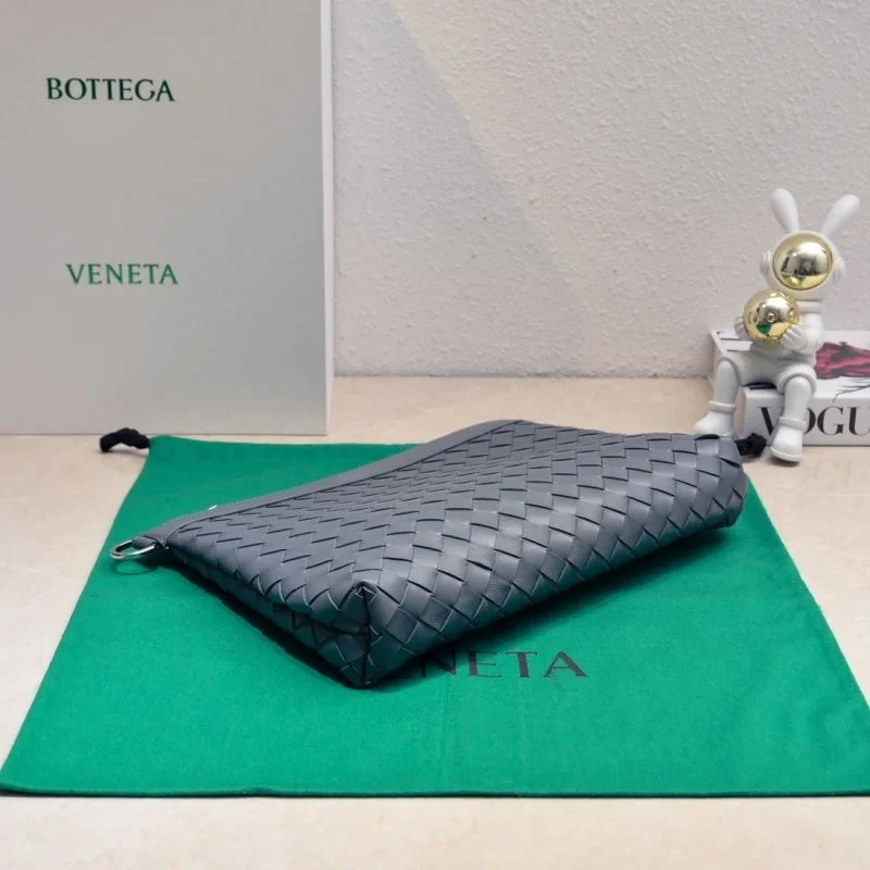 Official Mens Bottega Veneta Clutch Bags