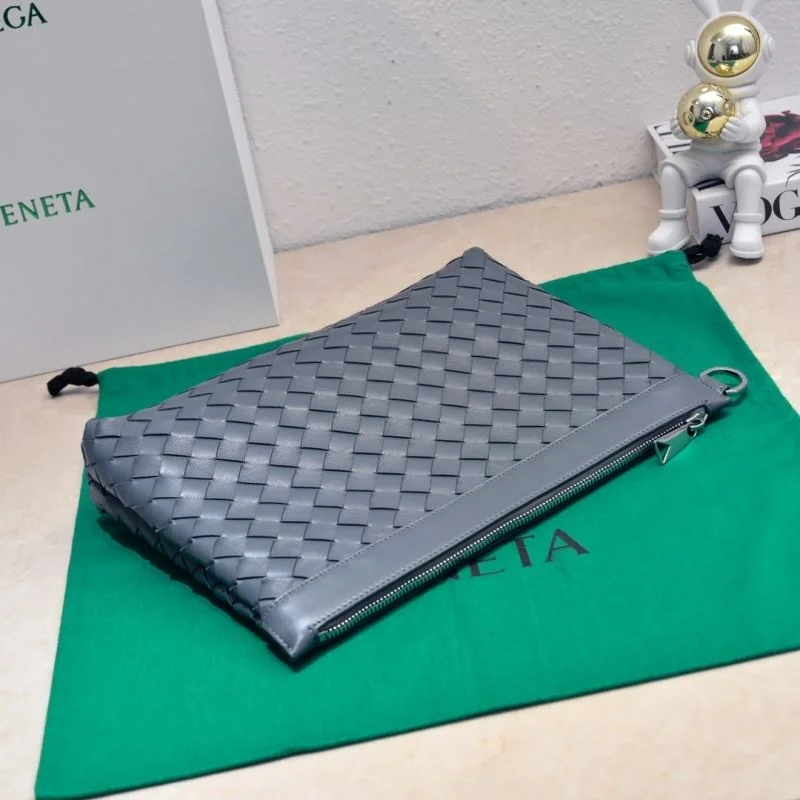 Official Mens Bottega Veneta Clutch Bags