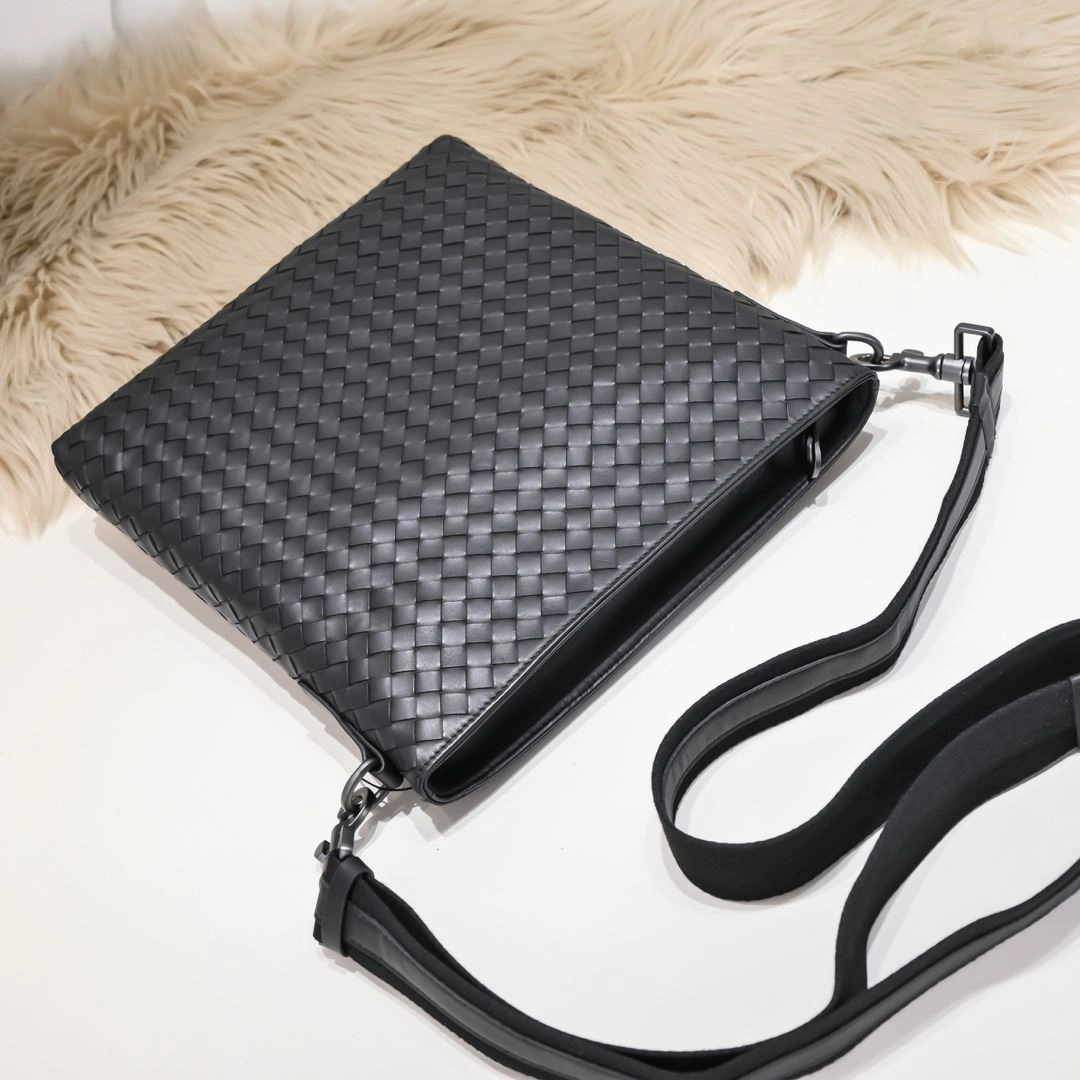 Inexpensive Mens Bottega Veneta Satchel Bags