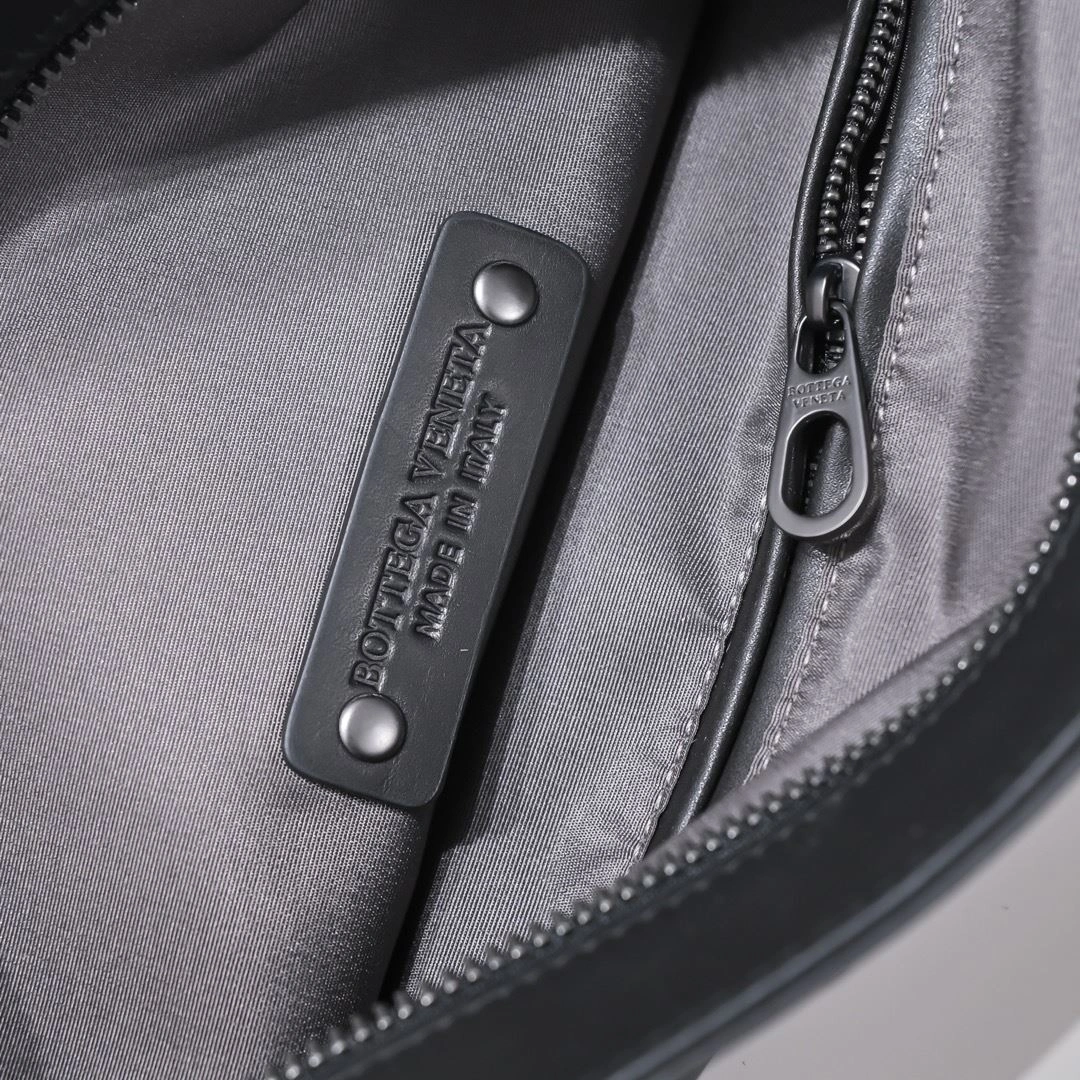 Low-cost Mens Bottega Veneta Satchel Bags