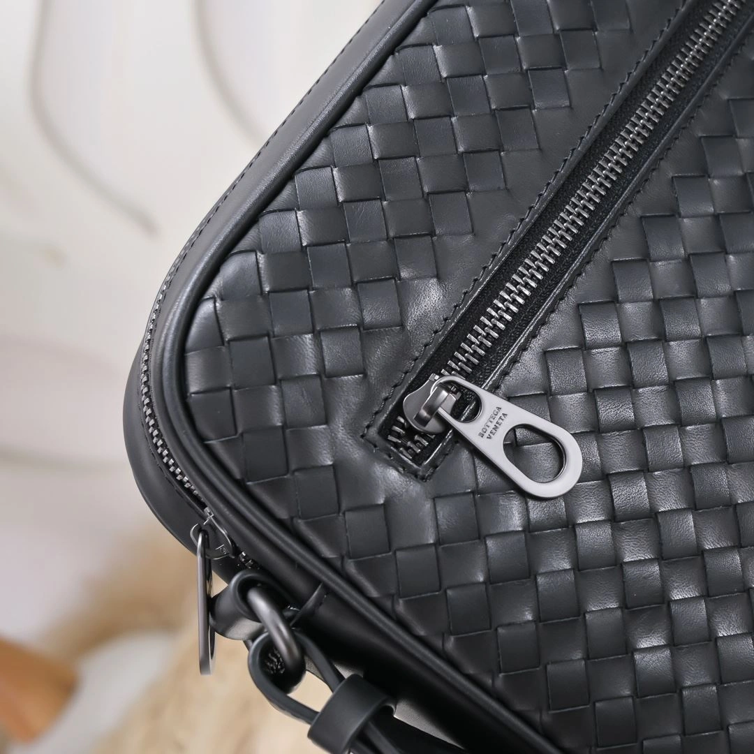 Discounted Mens Bottega Veneta Satchel Bags