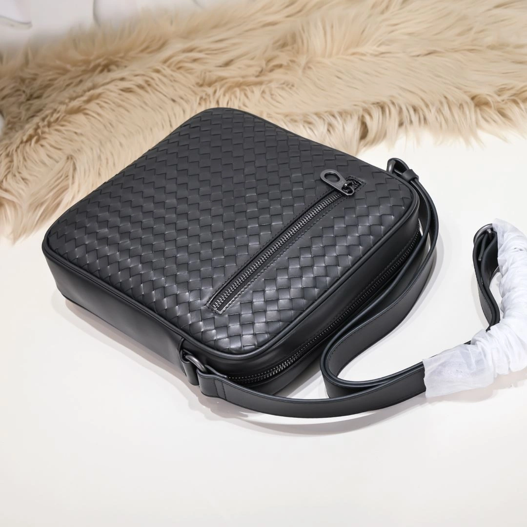 Discounted Mens Bottega Veneta Satchel Bags