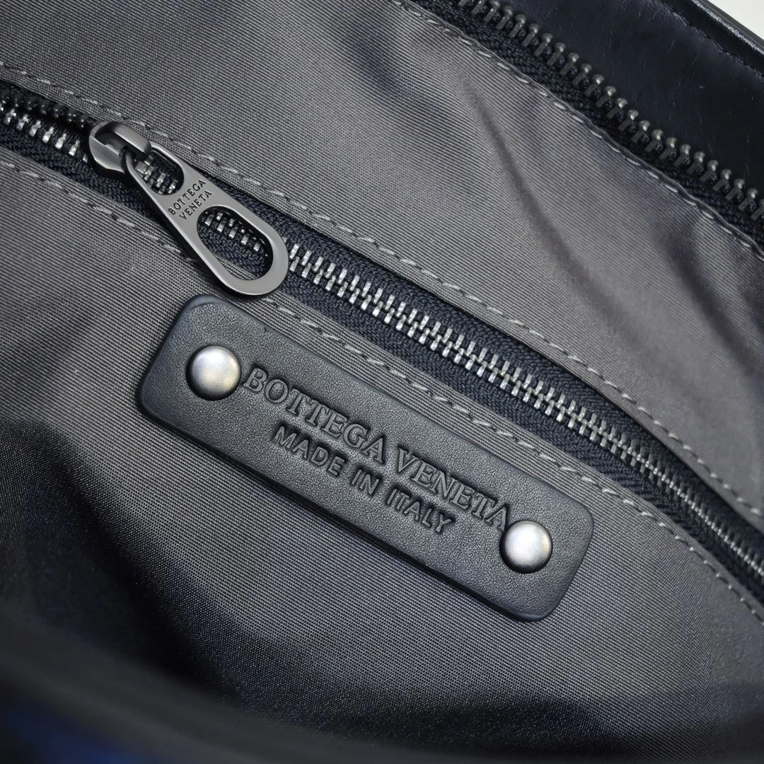 Discounted Mens Bottega Veneta Satchel Bags