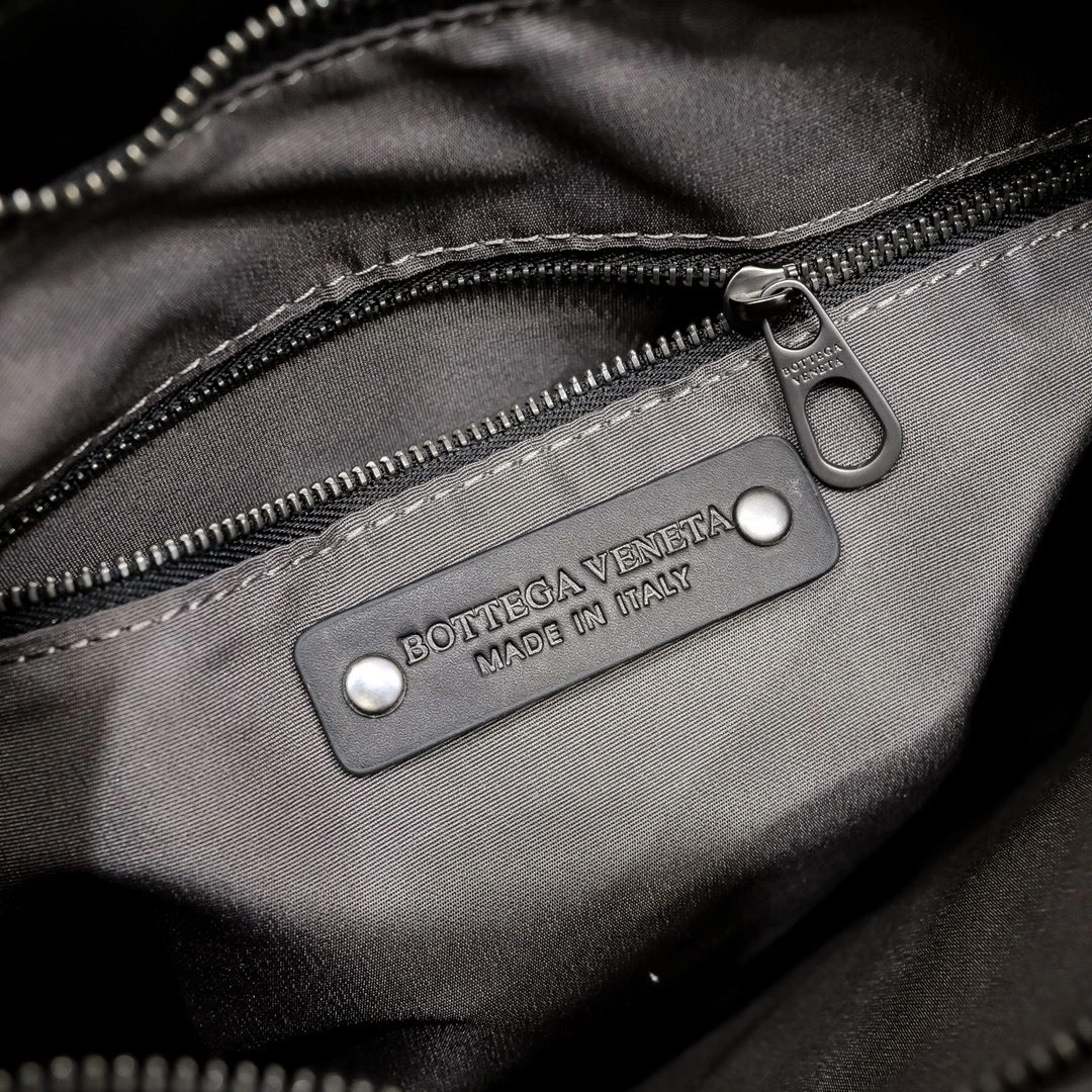 Affordable Mens Bottega Veneta Satchel Bags