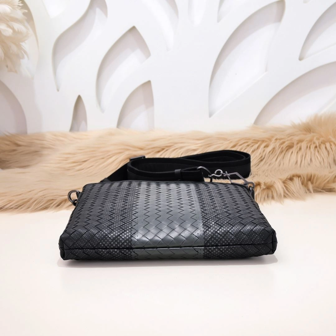 Indistinguishable Mens Bottega Veneta Satchel Bags