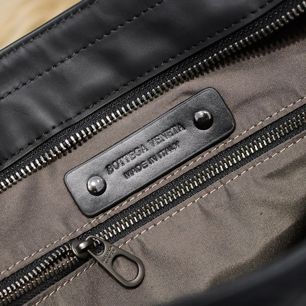 Exact replica Mens Bottega Veneta Satchel Bags
