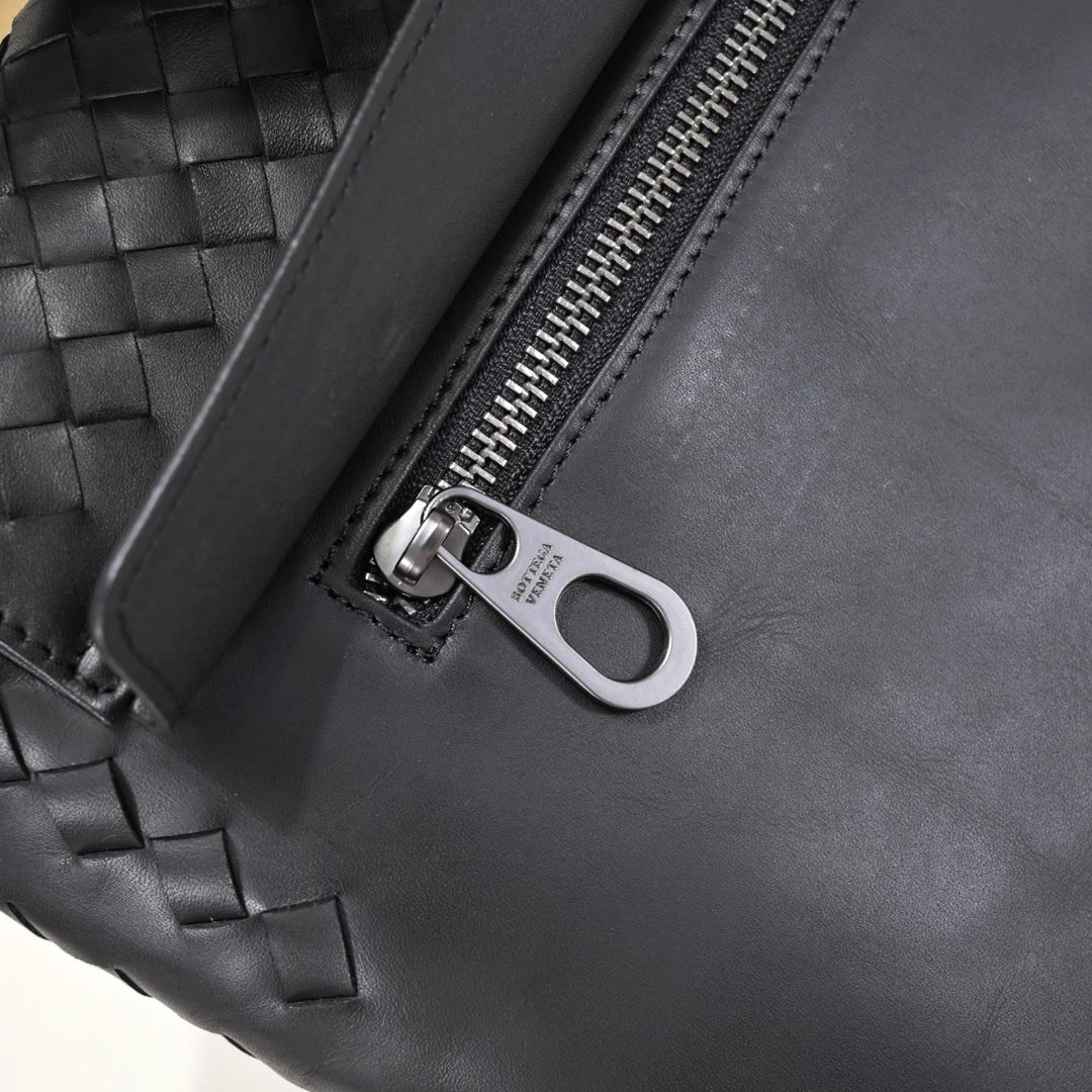 Factory-made Mens Bottega Veneta Satchel Bags