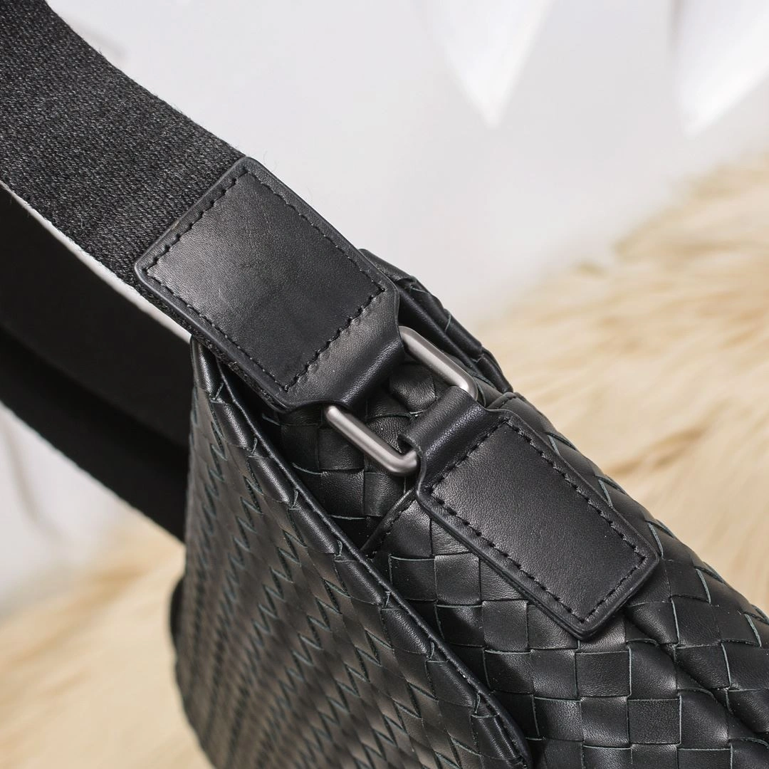 Brand-authenticated Mens Bottega Veneta Satchel Bags