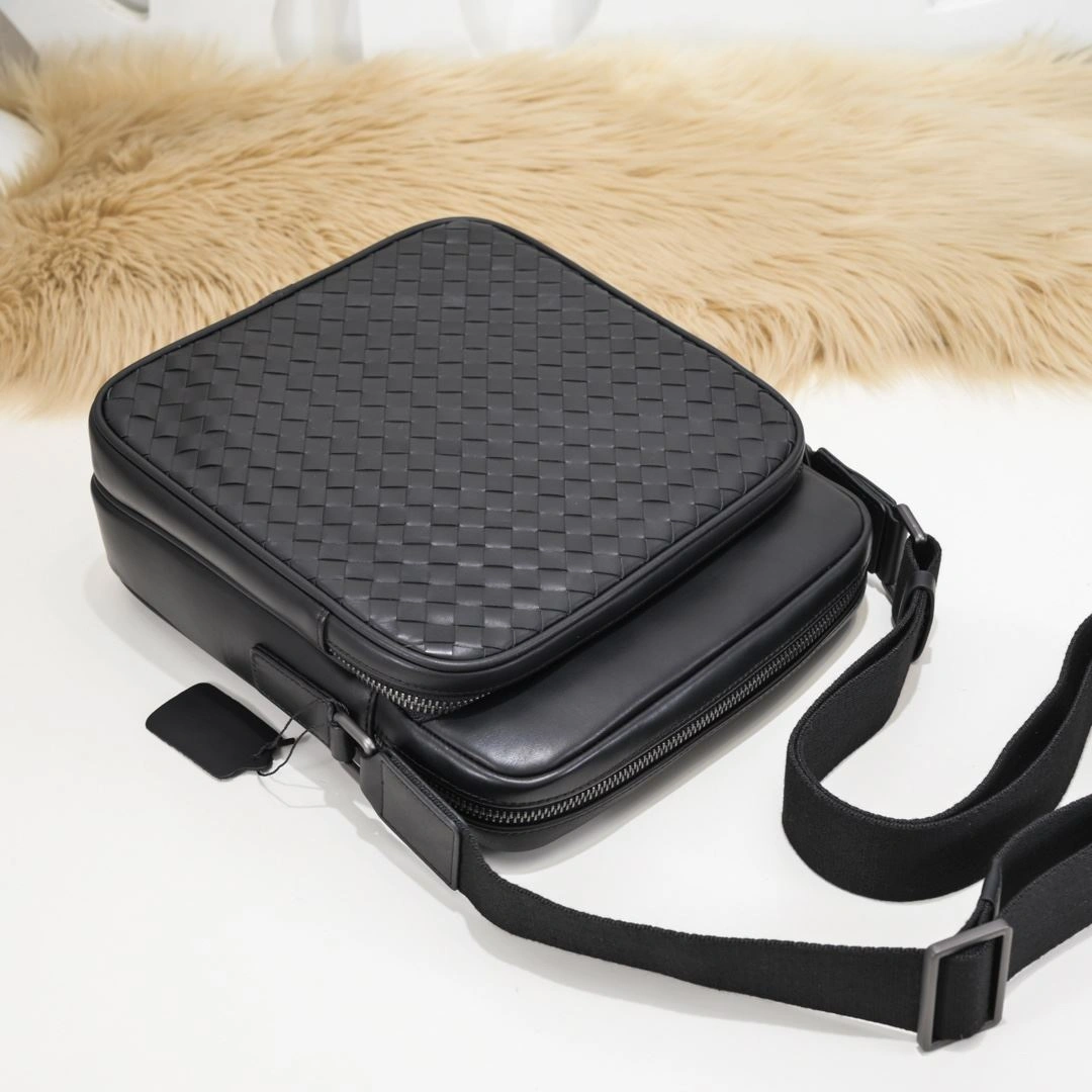 Factory-made Mens Bottega Veneta Satchel Bags
